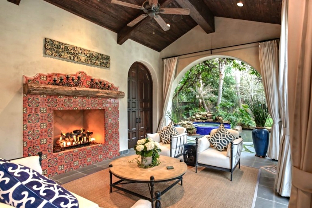 The Million Airbnb Mansion Lady Gaga Stayed During Superbowl 2017