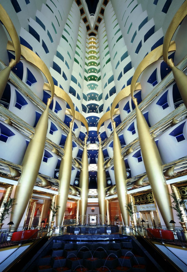Striking Luxury Hotel Lobbies Around the World
