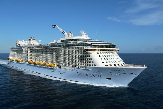 Luxurious Cruise Ships - The Best Of Both Worlds