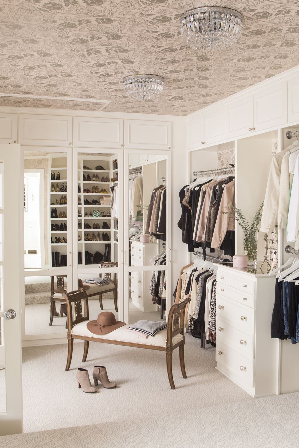 5 Luxury Closet Decor Ideas 5 Luxury Closet Decor Ideas
