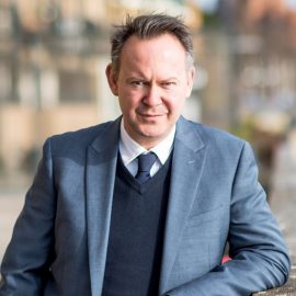 Robert Angell_ Get to Know the Inspiring Interior Designer Robert ...