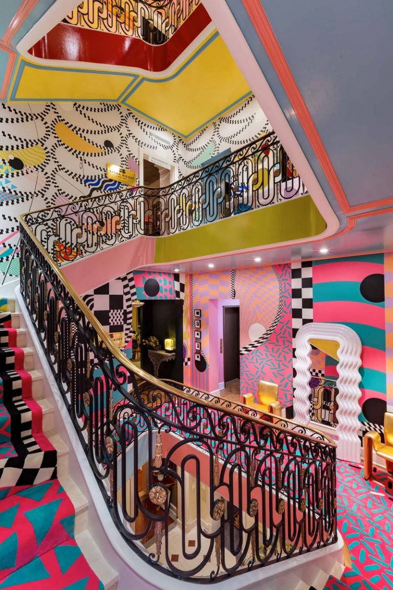 Gorgeous Entryway Designs You Must Behold